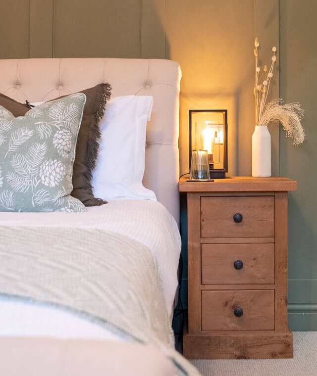 Willow Bedroom - The Family Tree